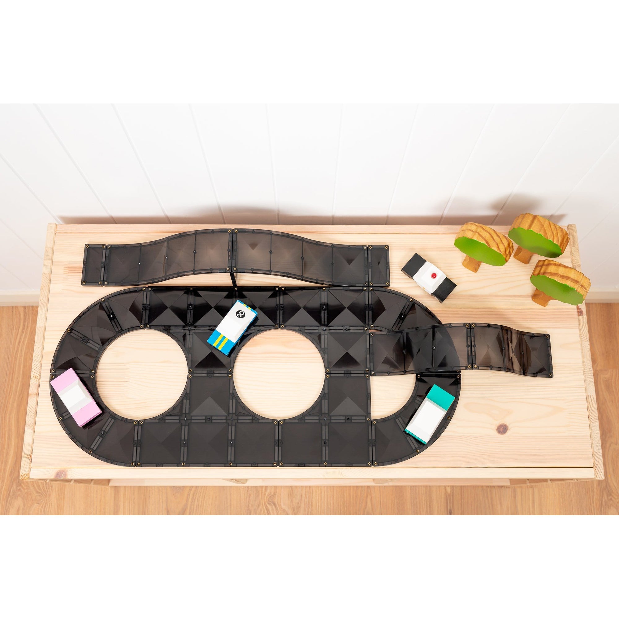 Ramps and Intersections Pack - 16 pieces by Connetix - Modern Rascals